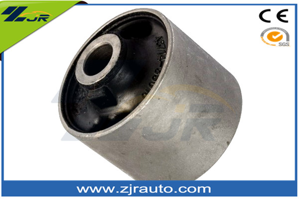 48714-35010 Auto Spare Parts Toyota Suspension Arm Engine Rubber ...